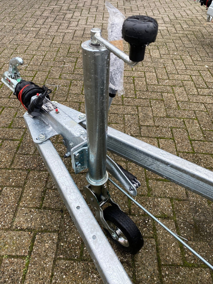 Pièces de remorque. Toutes les pièces pour votre remorque disponibles ...